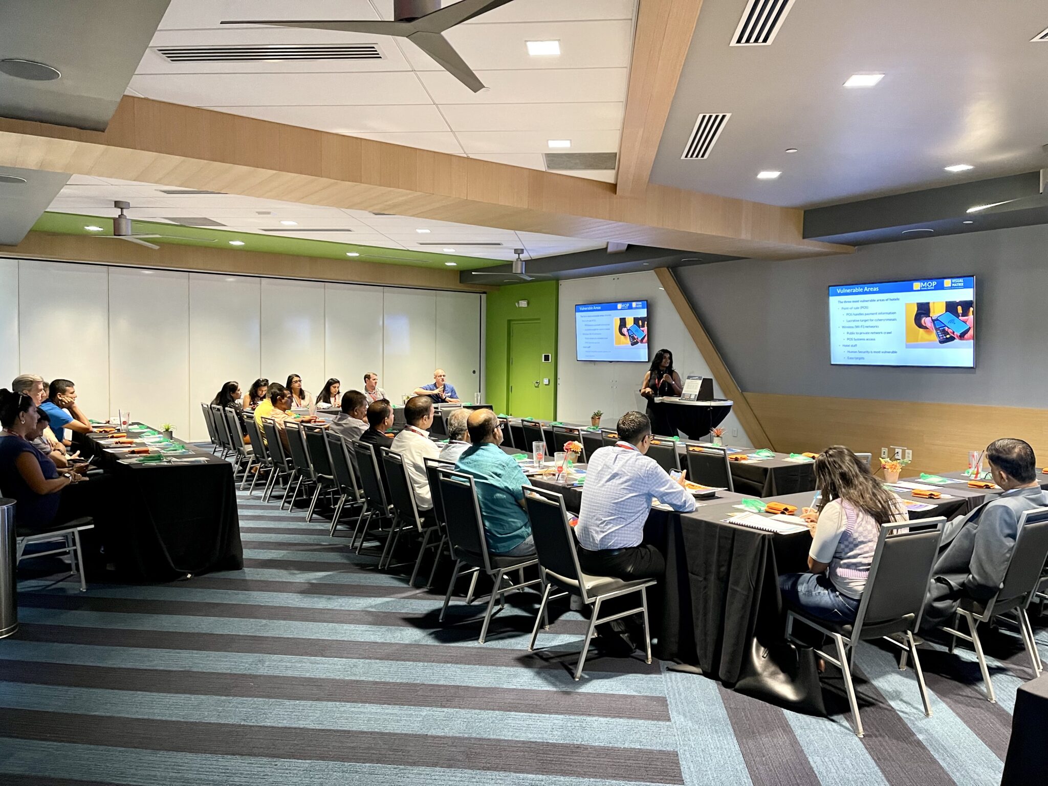 hihotels 2022 Northeast Mini-Convention Photo Recap - hihotels